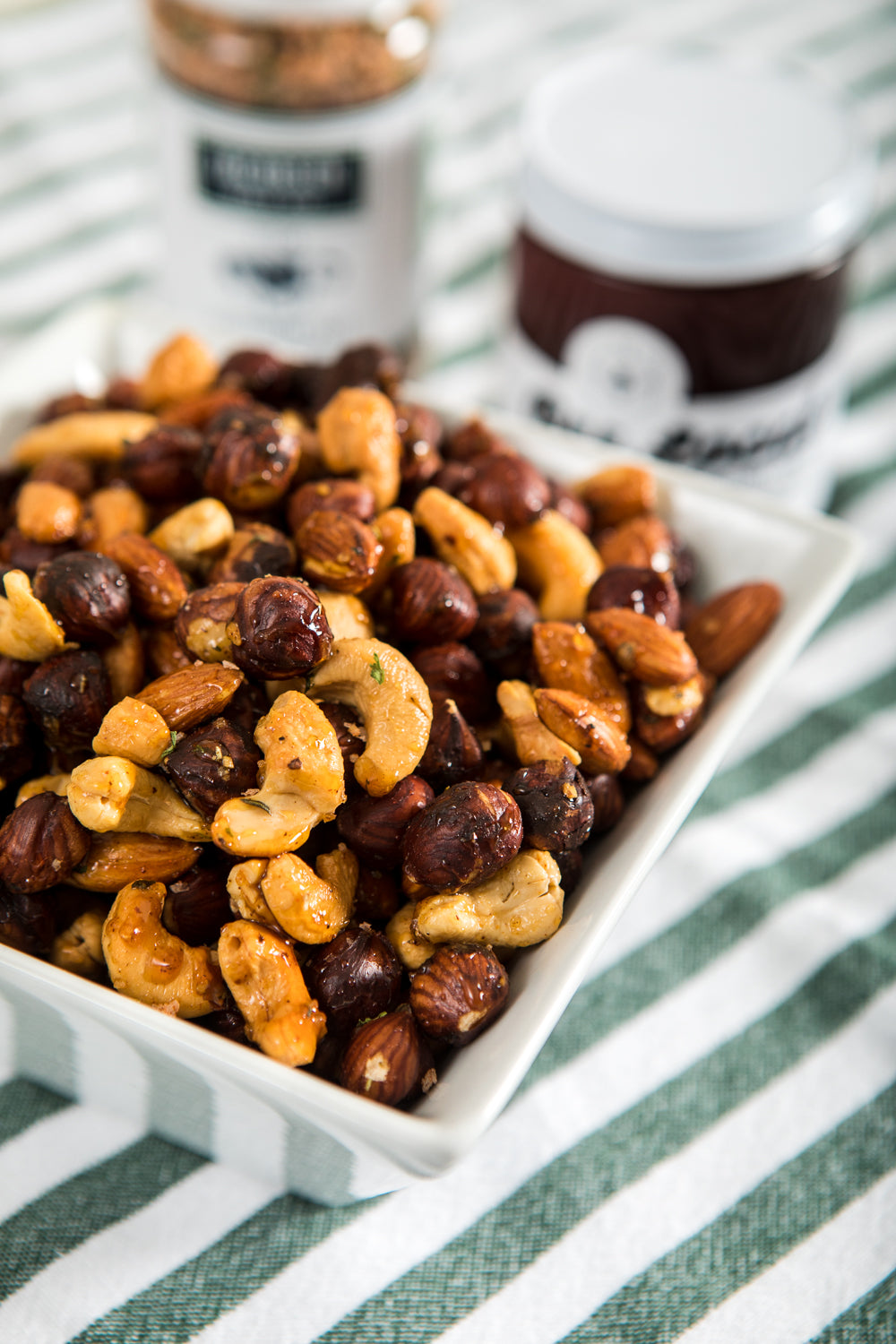 Steak Seasoning Spiced Nut Mix – Jacobsen Salt Co.